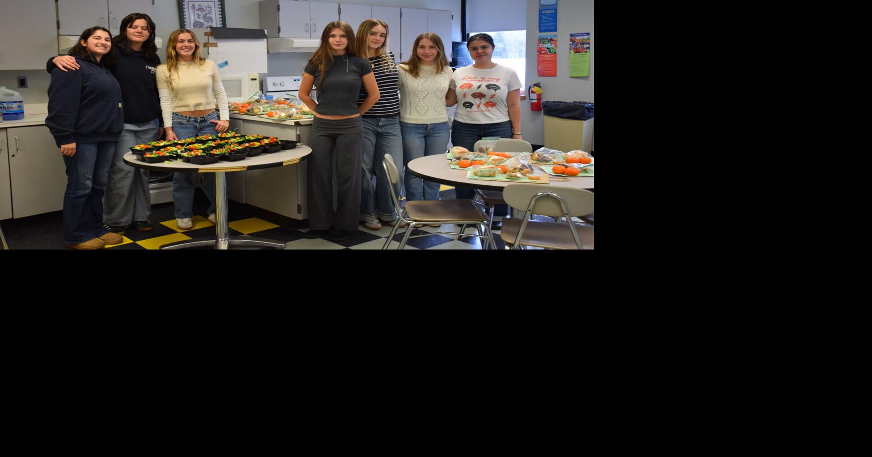 Pierson High School NHS Partners with Sag Harbor Helpers to | School ...