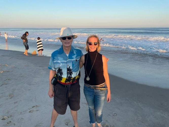 'Beach Mayor' Lester Jary Elliston Remembered as Community Pillar | The ...