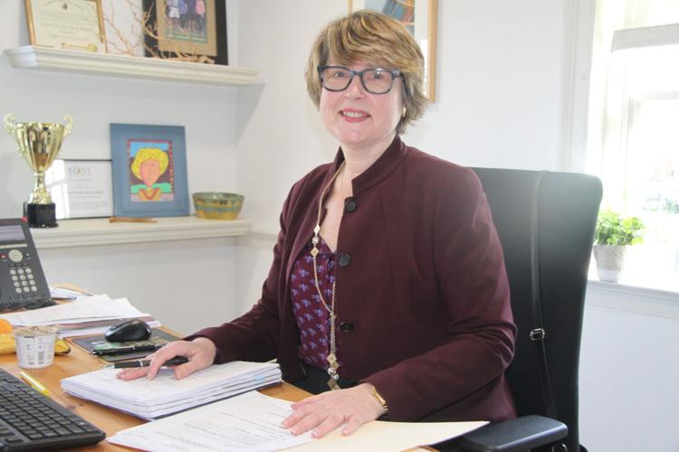 Van Scoyoc Will Not Seek Reelection; Burke-Gonzalez Announces Bid for ...
