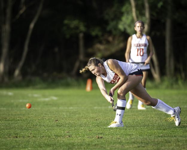Pierson Field Hockey Picks Up Pair of Shutout Wins | Sports | 27east.com