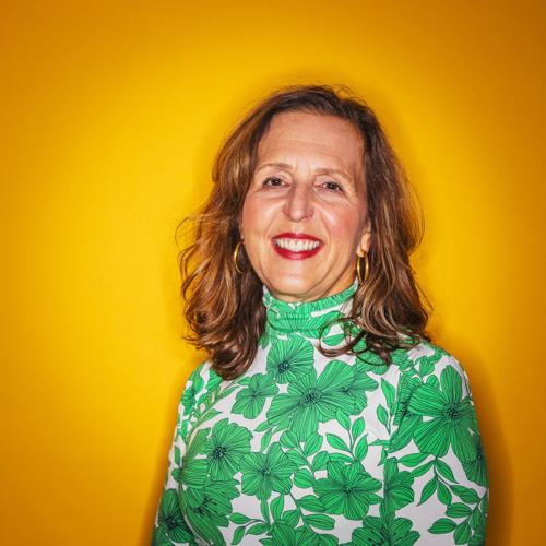 Gardening to the Max: Teresa Woodard Gives Plant Enthusiasts Permission ...