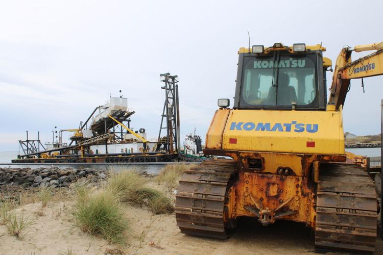 Dredge Oyster Bay Arrives for Long-Awaited Lake Montauk Operation | The ...