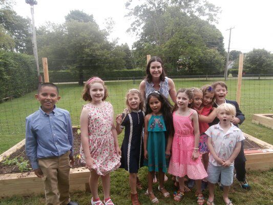 Sagaponack Common School Students Grow Vegetables In New Educational ...