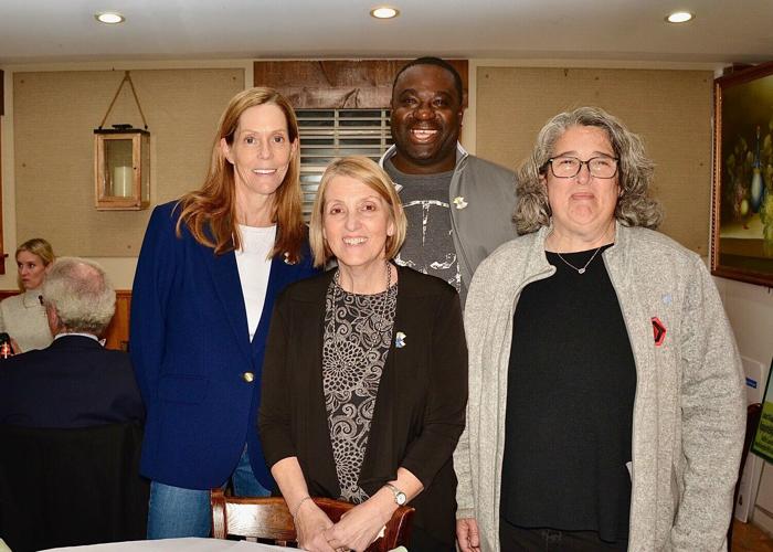 Community News, November 27 | The East Hampton Press | 27east.com