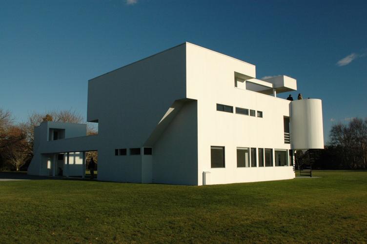 Hamptons 20th Century Modern House Tour Spotlights Midcentury Vacation ...