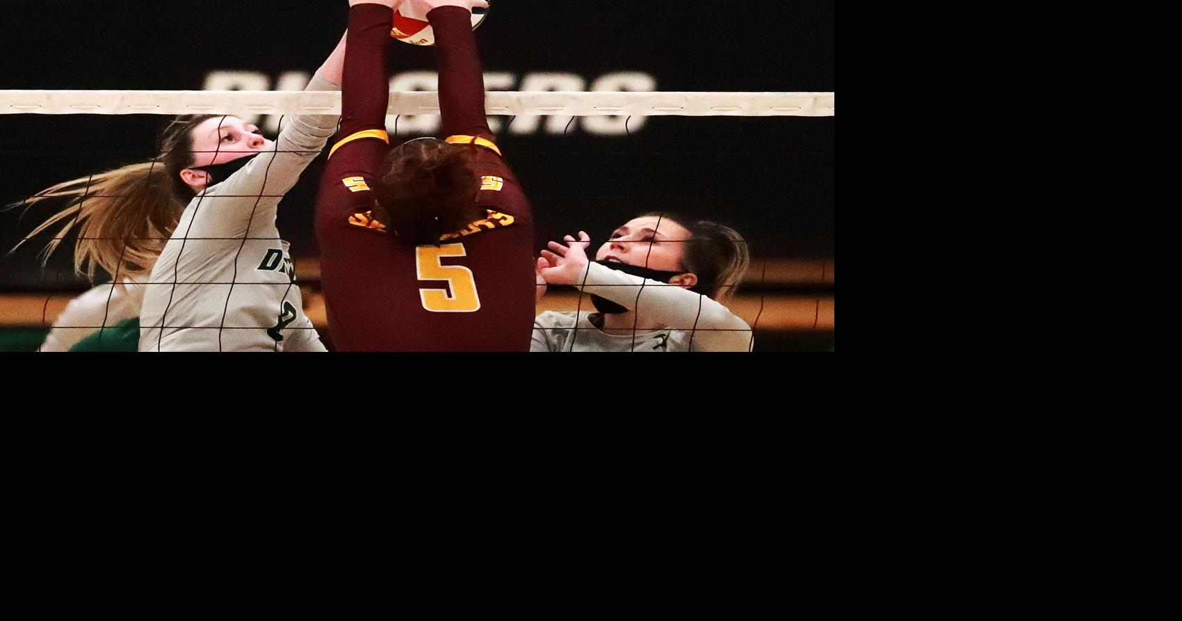 Montana Tech volleyball wins home opener in three-set sweep