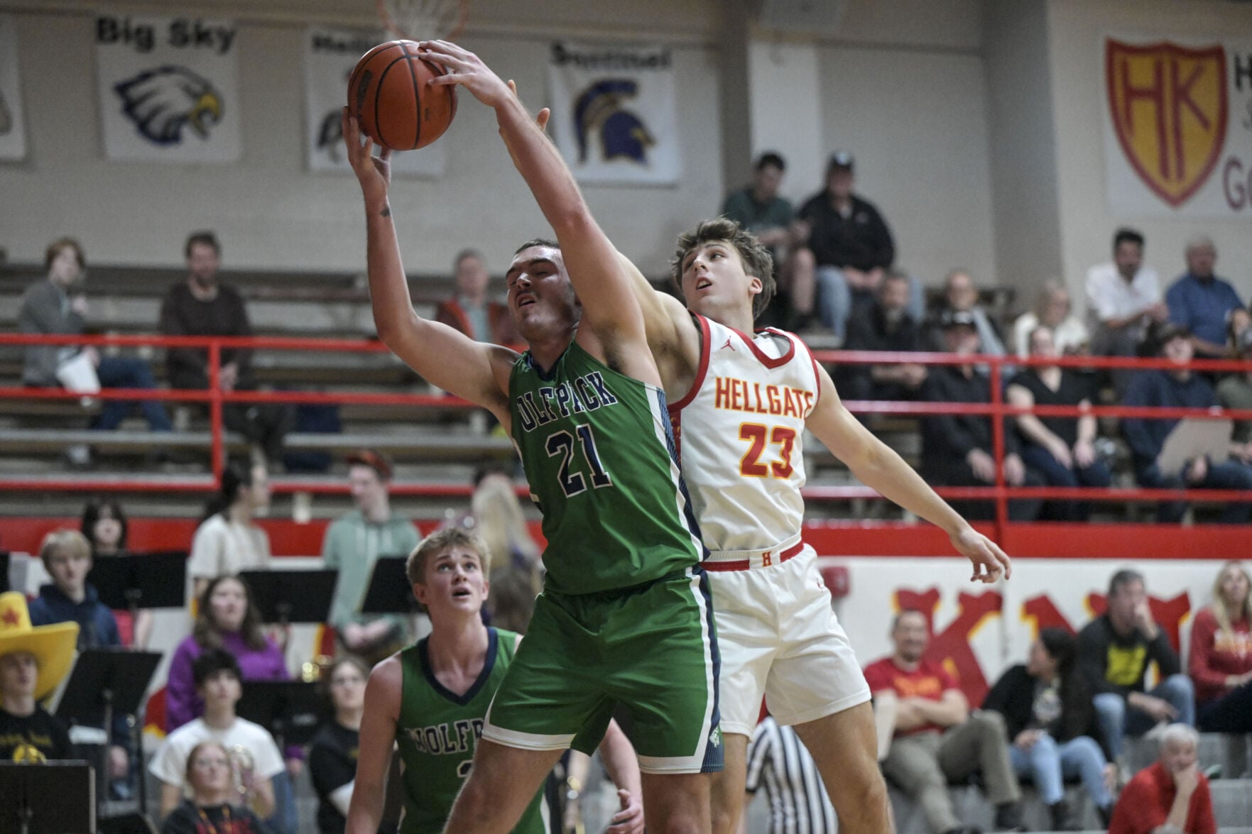 Missoula Hellgate Knights escape off Easton Sant winner