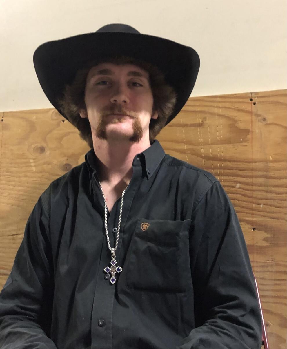 Bob Mitchell chasing PBR rookie honors; Dakota Louis the co-leader ...