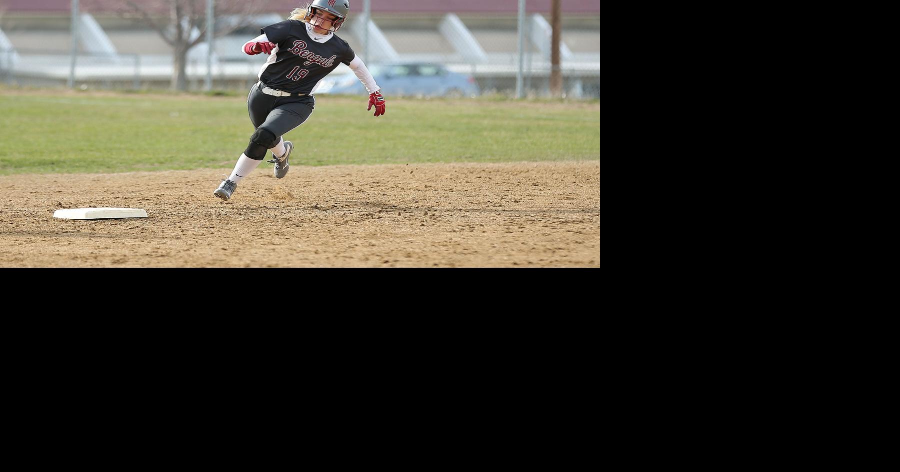 Helena High softball hammers Bozeman 14-0 at home