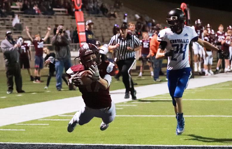 Butte Central football shuts out Corvallis in Don Peoples' 200th win
