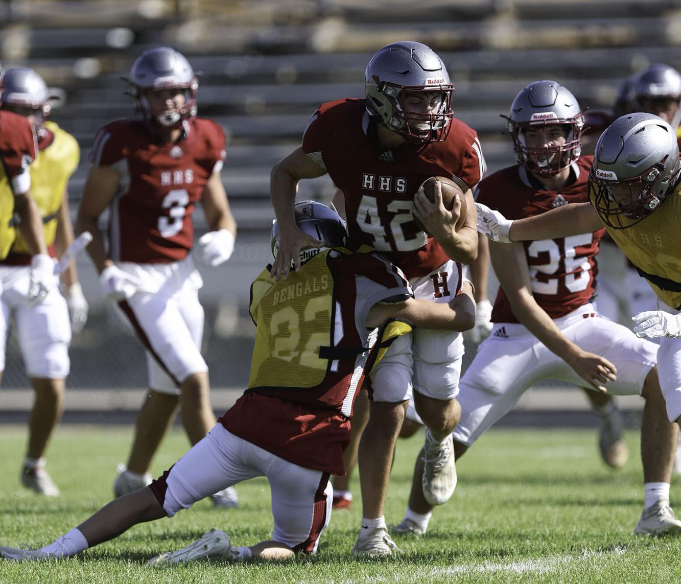 Photos: Helena High, Capital football scrimmages