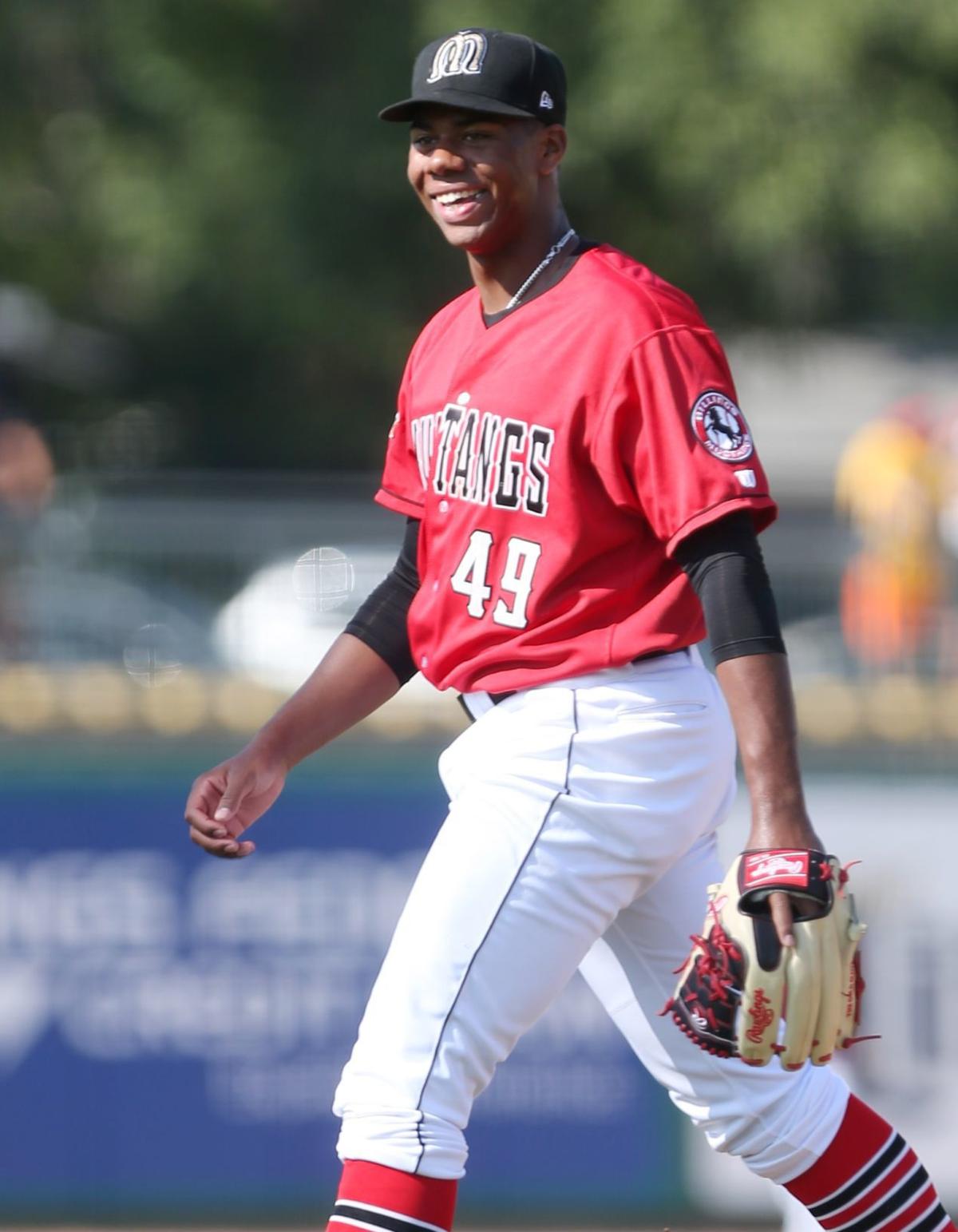 Hunter Greene makes long-awaited debut at pitcher in Billings Mustangs ...