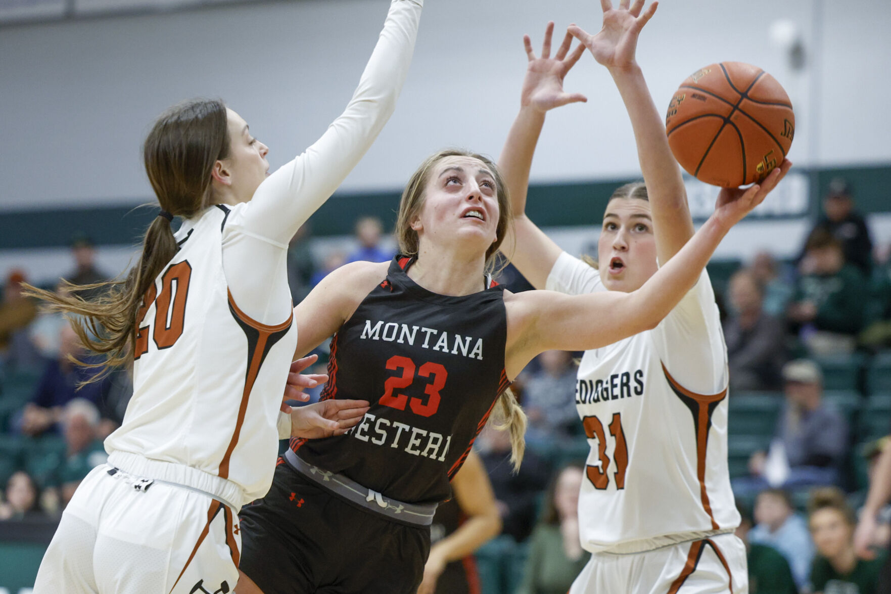 Badovinac nets career-high; Wasson drops 32; Crane ties Carroll record