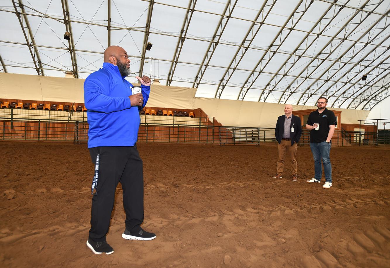 Billings Outlaws team with Yellowstone Boys and Girls Rach