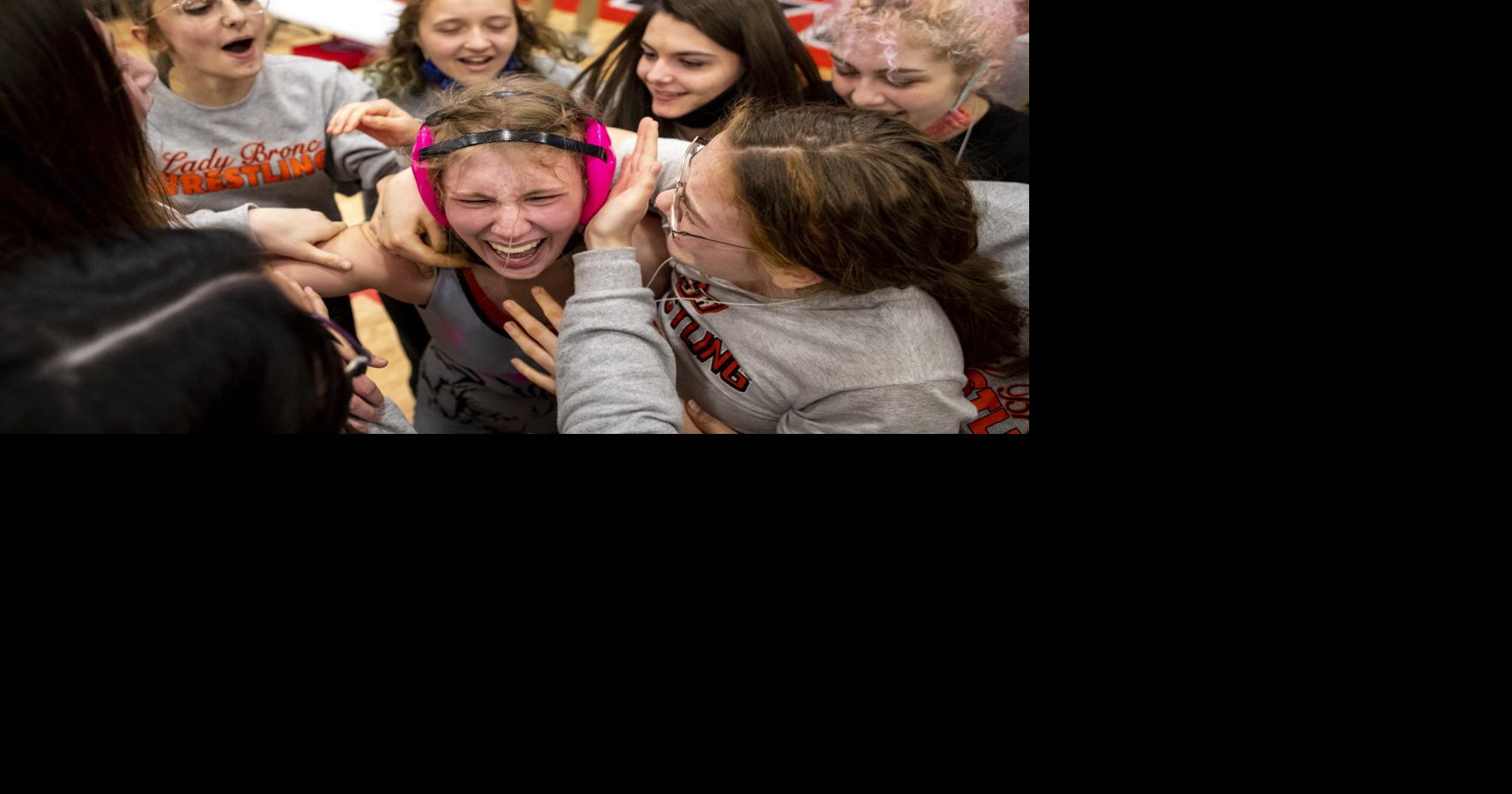Girls Wrestling Takedowns: Billings Senior looks to dethrone Kalispell Flathead