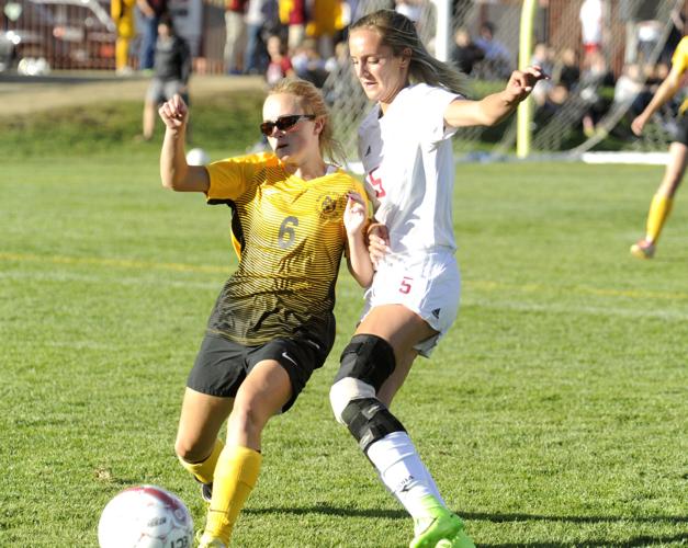 Helena Bengals edge Capital Bruins for Crosstown victory