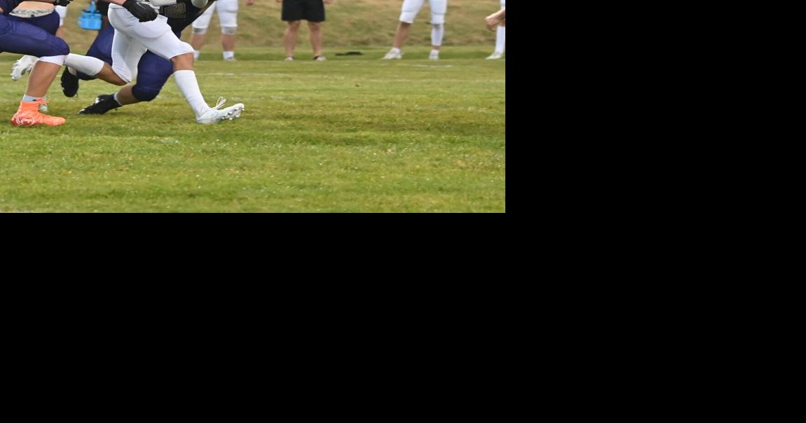 Florence-Carlton rolls Jefferson behind Arlington's 3 TDs