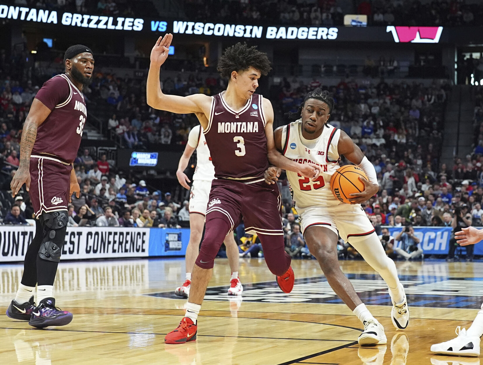 Montana guard Malik Moore enters transfer portal