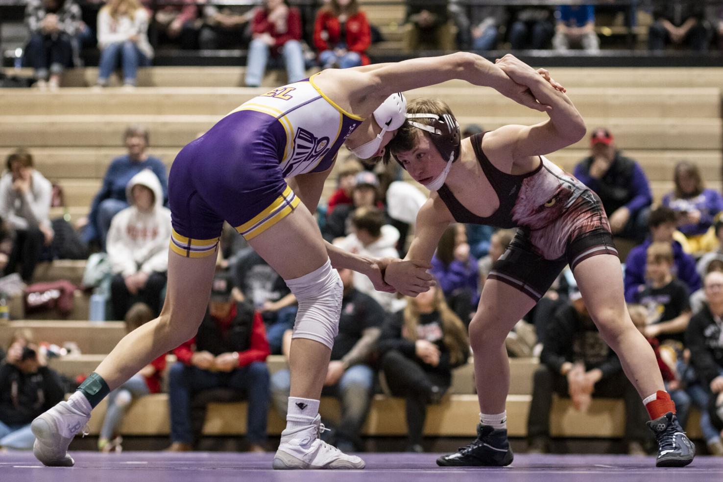 Aden Graves, Sidney outlast field to claim yet another Eastern A ...