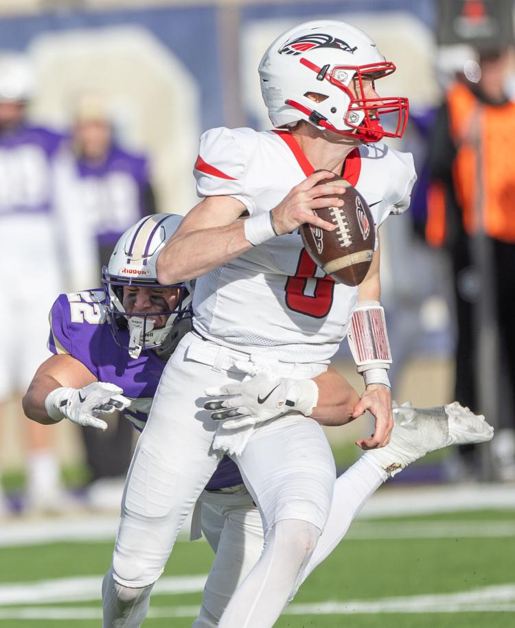 Carroll completes 17-point comeback, eyes Frontier title