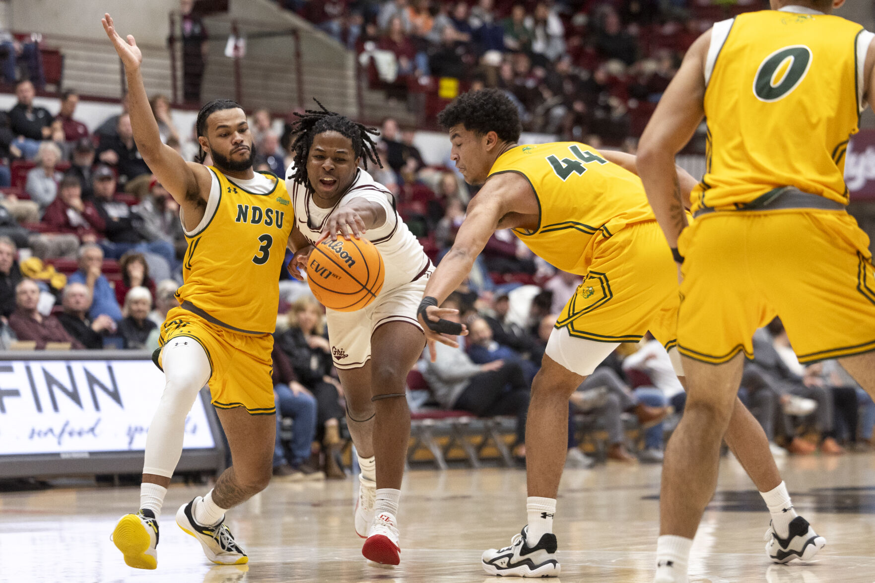 Montana falls to North Dakota State in basketball | PHOTOS
