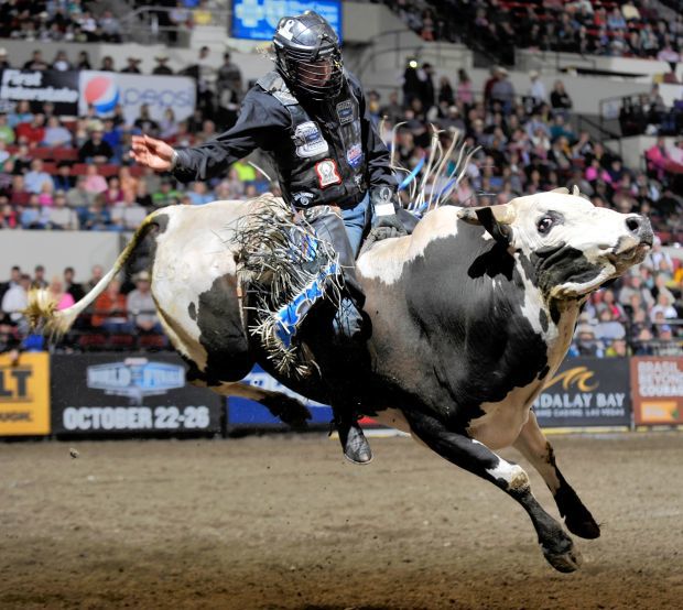Browning's Dakota Louis proves he belonged in star-studded bull riding ...