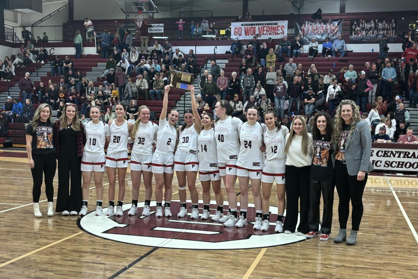 Manhattan Christian, Twin Bridges girls win district titles