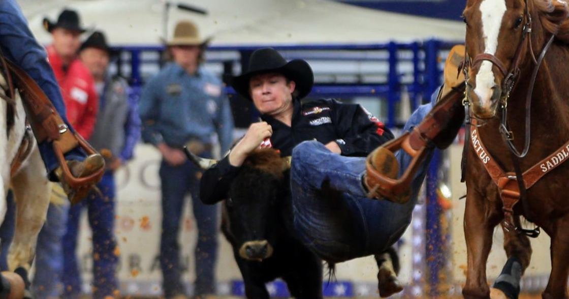 Ty Erickson wins steer wrestling at The American