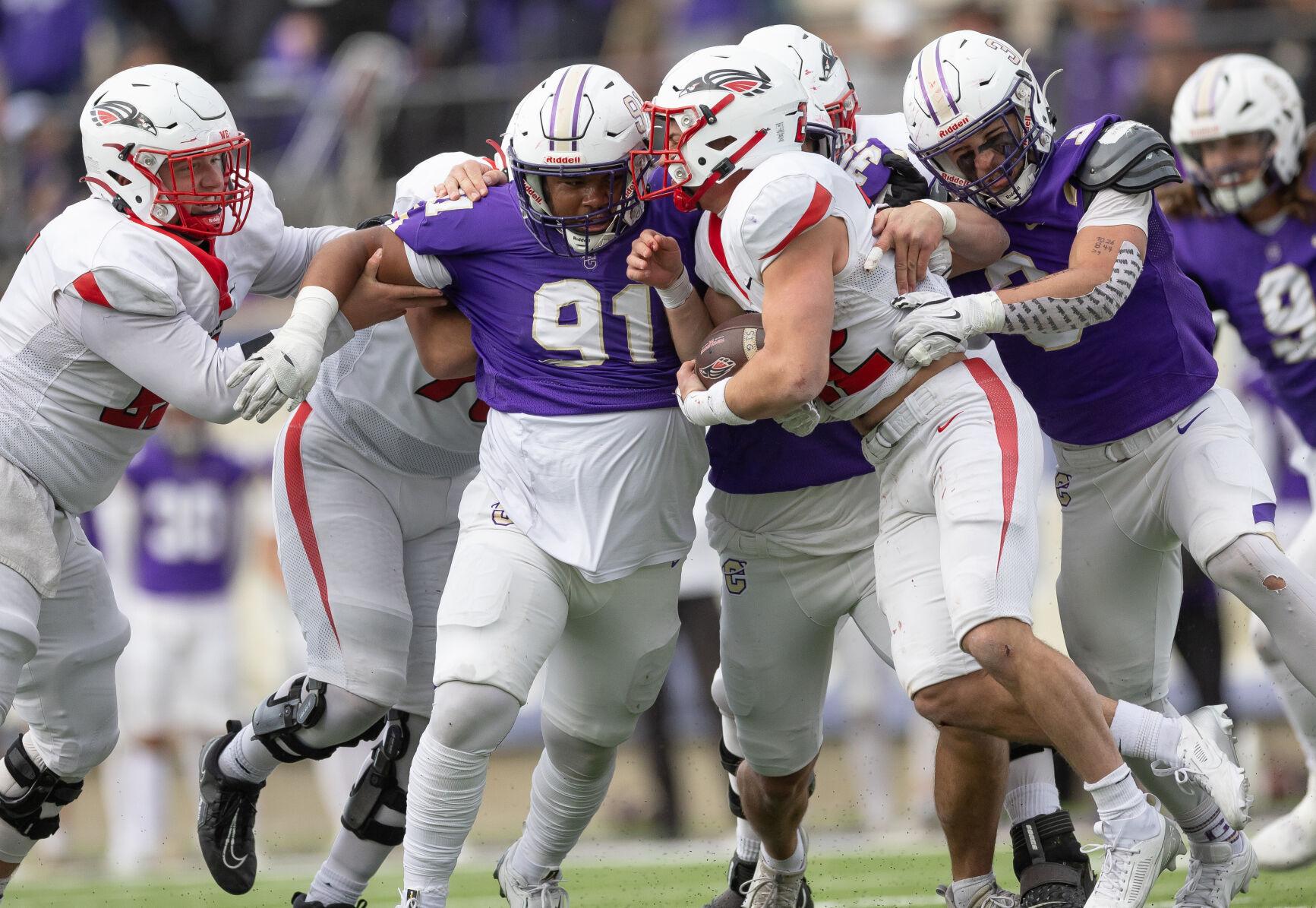 Carroll completes 17-point comeback, eyes Frontier title