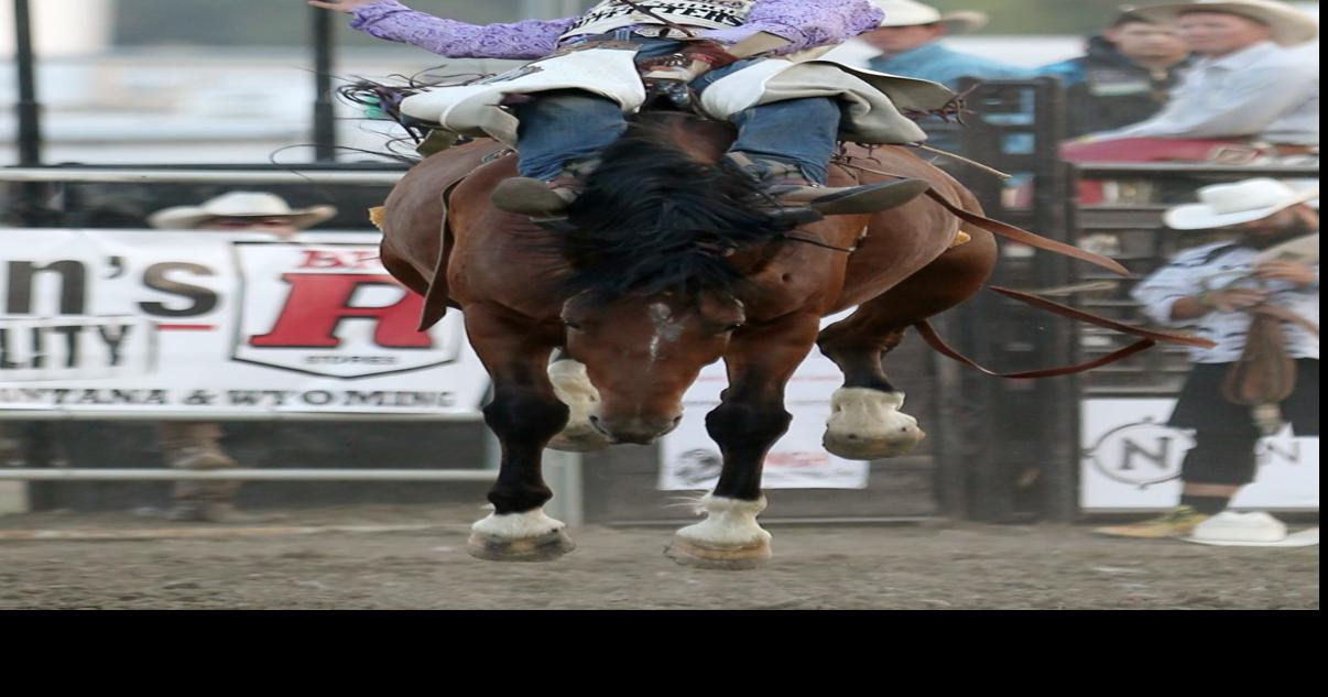 J.R. Vezain has another successful night at Yellowstone River Roundup