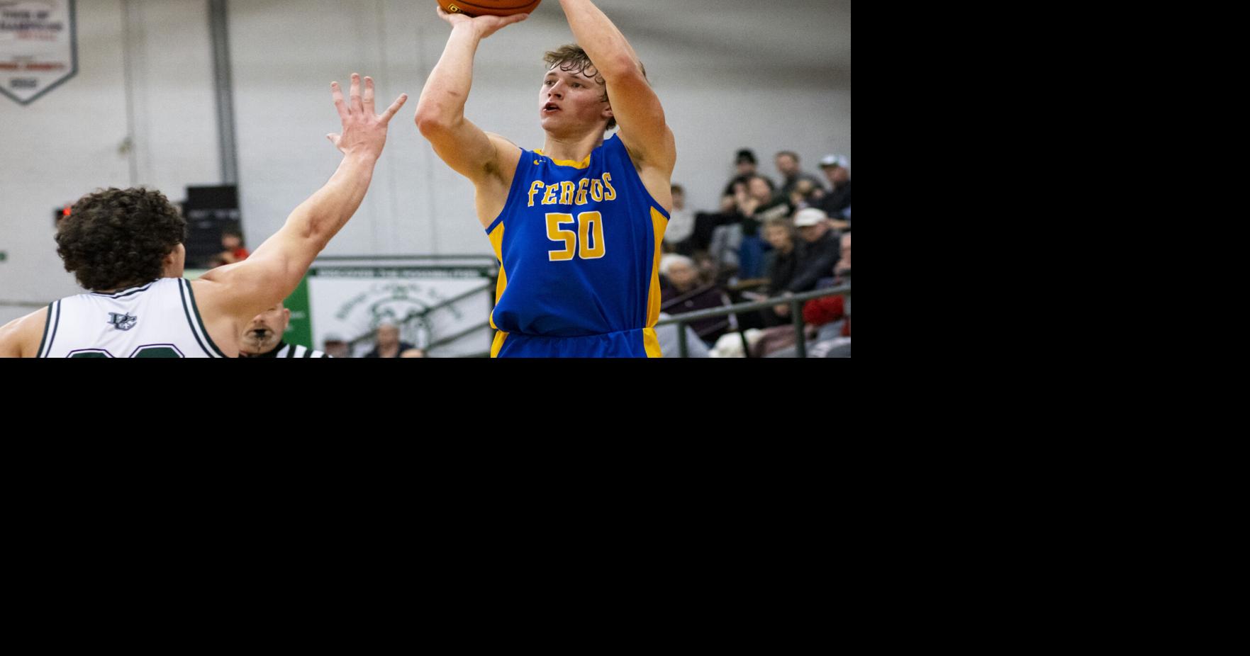 Carroll men's basketball signs Lewistown's Royce Robinson