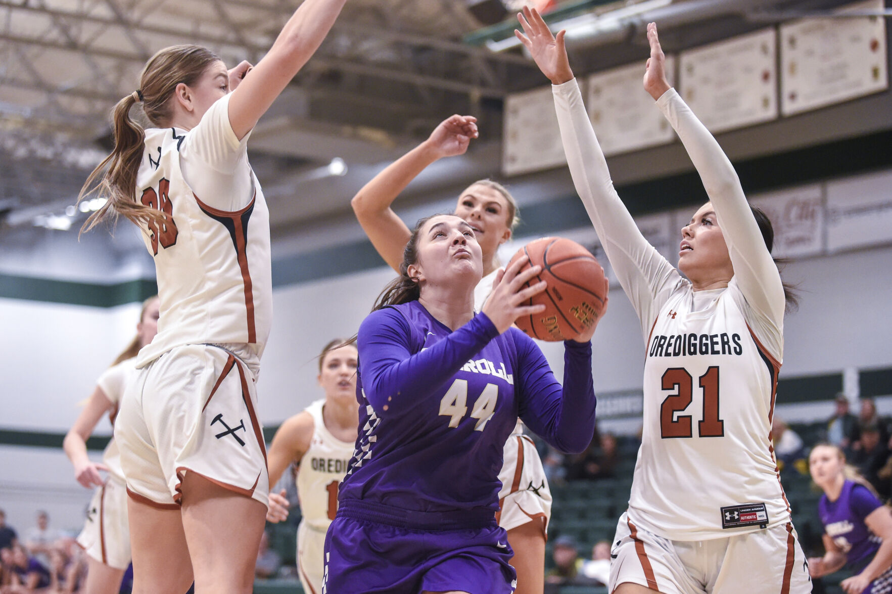 Maddie Geritz, half of Saints' post punch, wins weekly honor