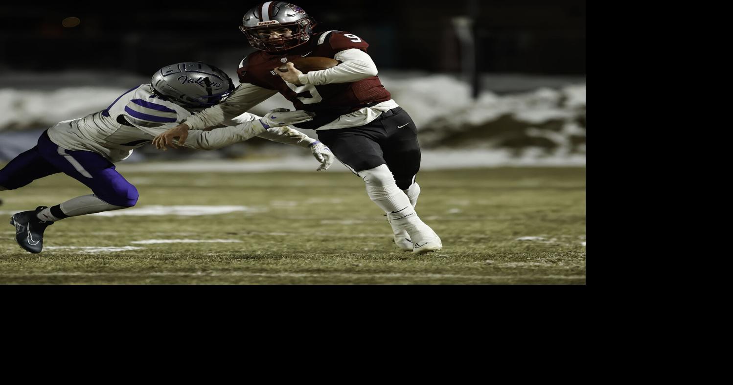 Helena High football gets playoff win over Billings Skyview