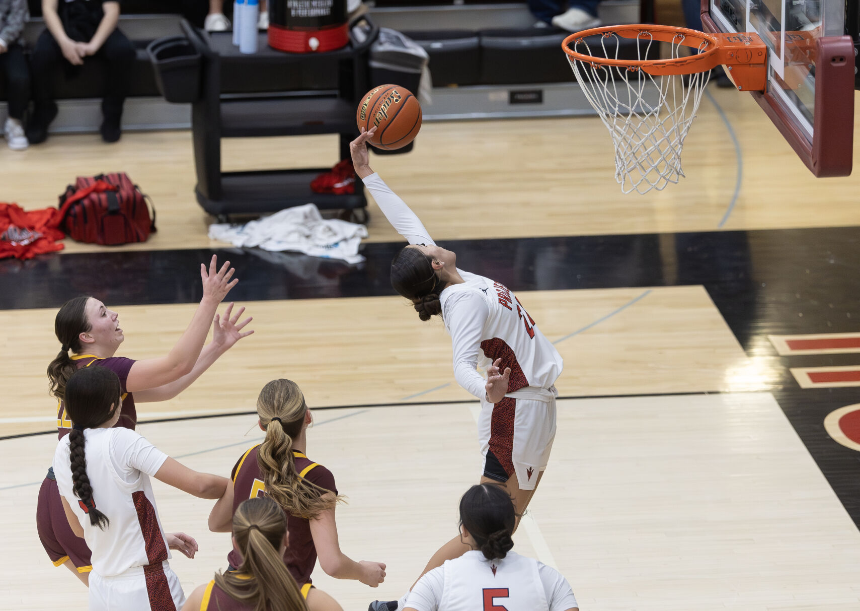 Lofing erupts for 45 points, No. 1 Project beats No. 4 Baker