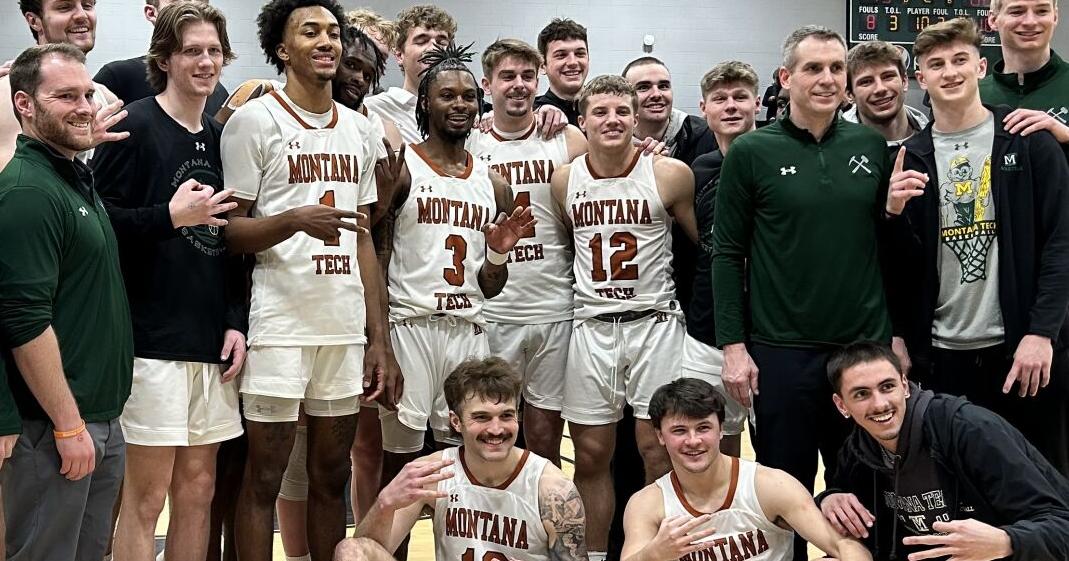 Asa Williams' 18 leads Tech to third regular-season title