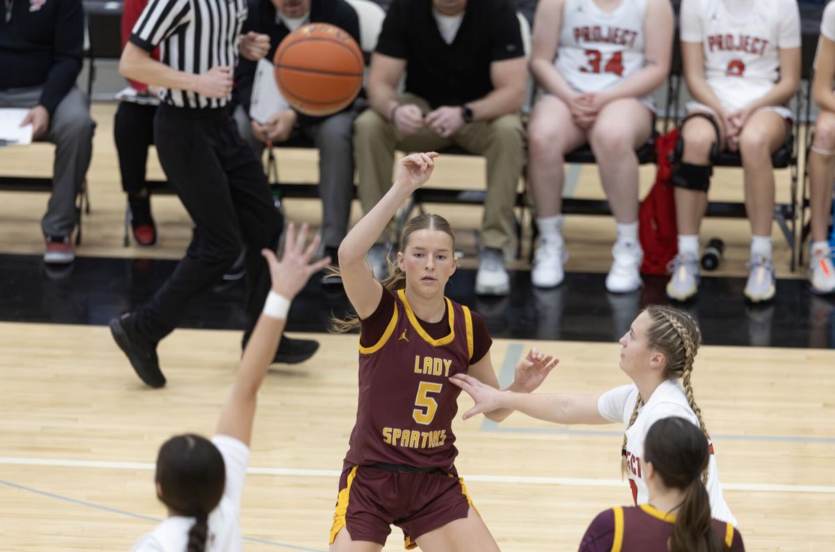 Lofing erupts for 45 points, No. 1 Project beats No. 4 Baker