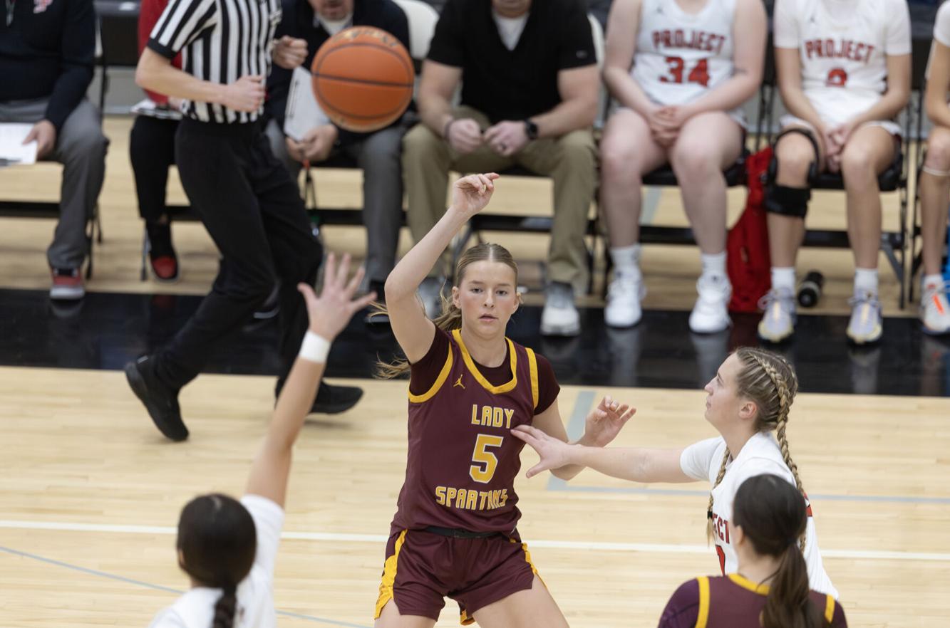 Lofing erupts for 45 points, No. 1 Project beats No. 4 Baker