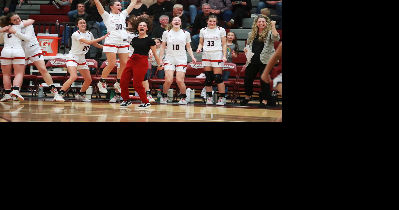 Western C finals: Manhattan Christian, Twin Bridges claim divisonal titles