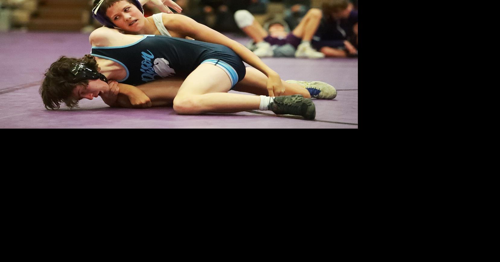 Great Falls High wrestler Cash Clark signs with Dickinson