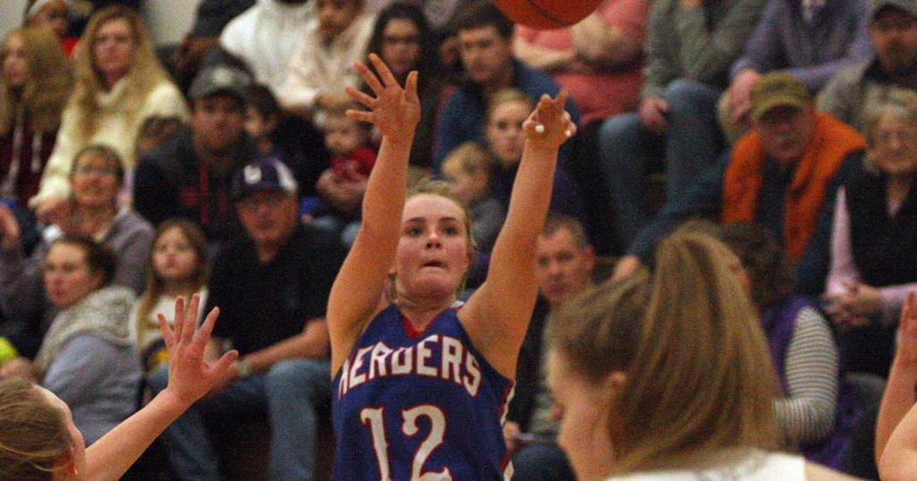 Bailey Finn's 27 points lead No. 2 Big Timber girls to rout of Whitehall