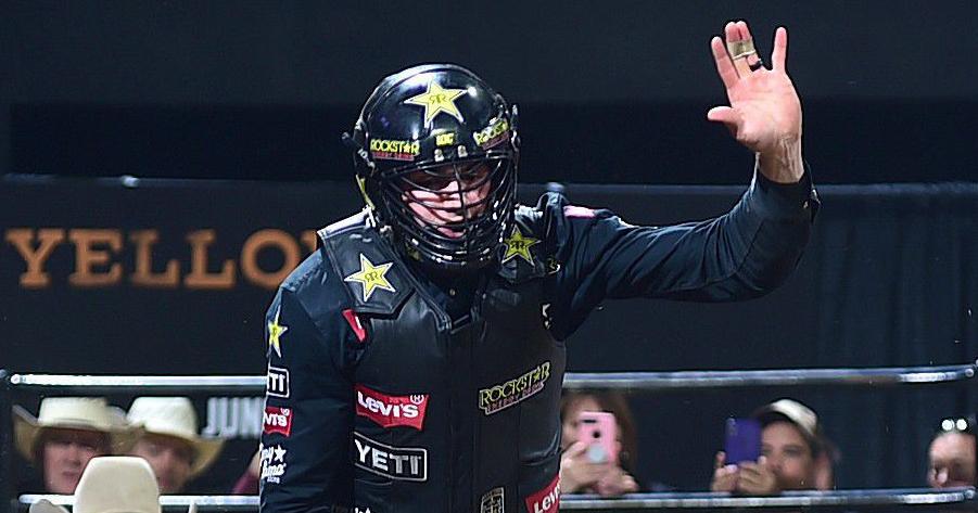 Strong final 2 rounds net Cody Teel the Professional Bull Riders ...