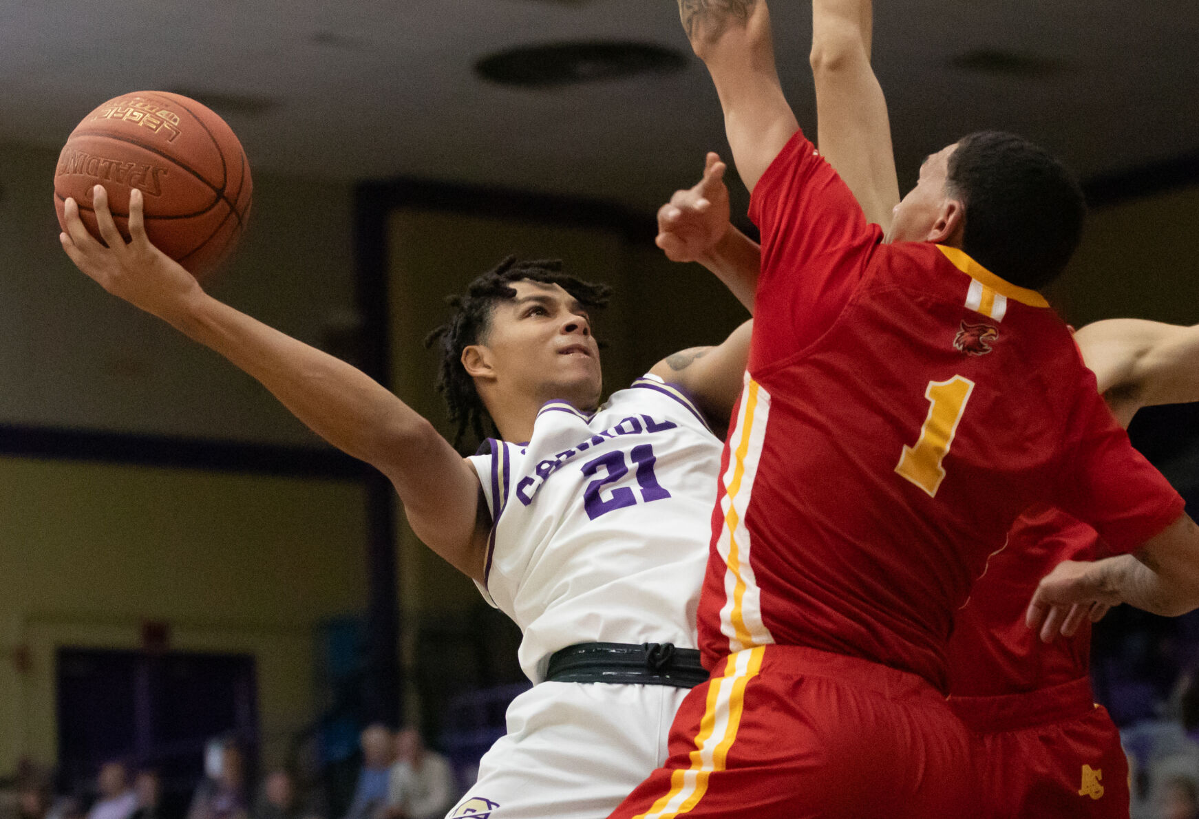Carroll cedes 15-point 2nd half lead in loss to No. 6 ACU