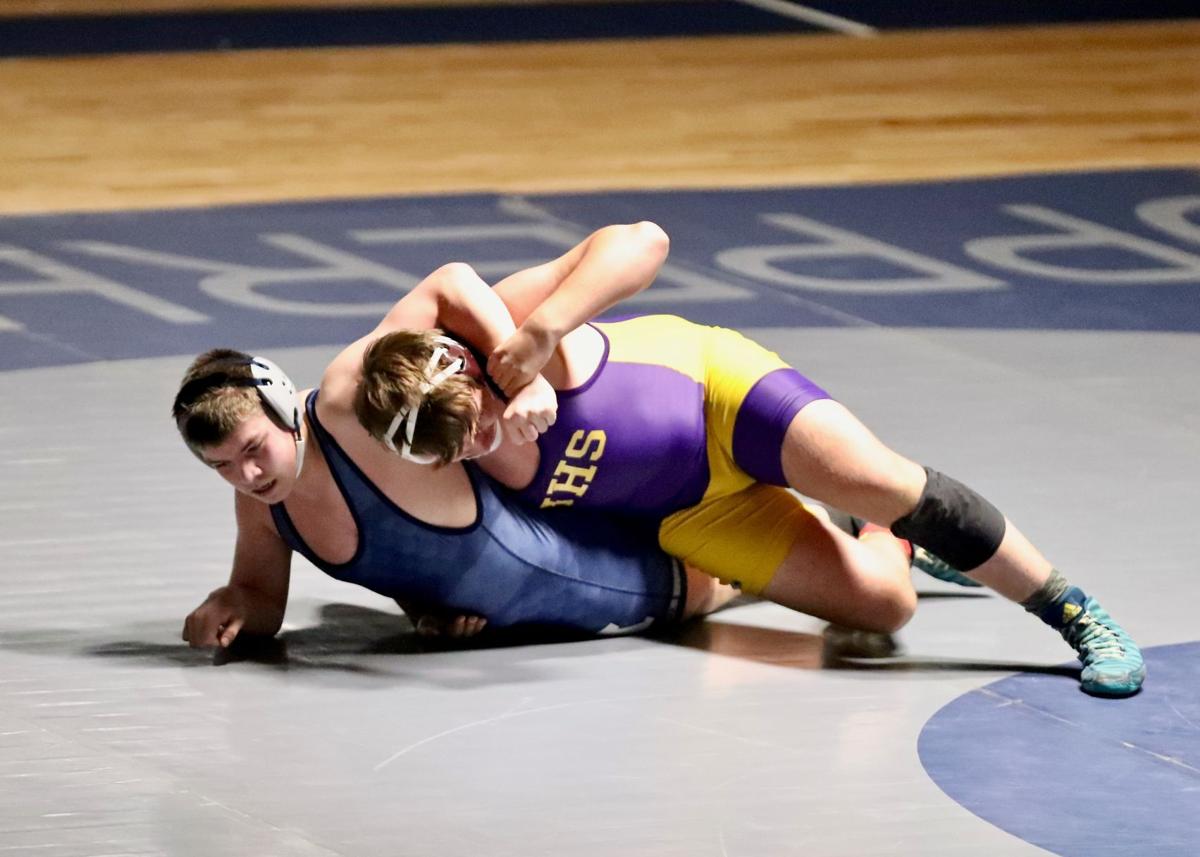 Jefferson wrestling surprises Anaconda with blowout
