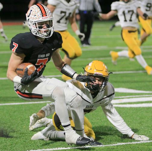 Gabe Sulser scores 3 TDs, Billings Senior shuts out Helena Capital