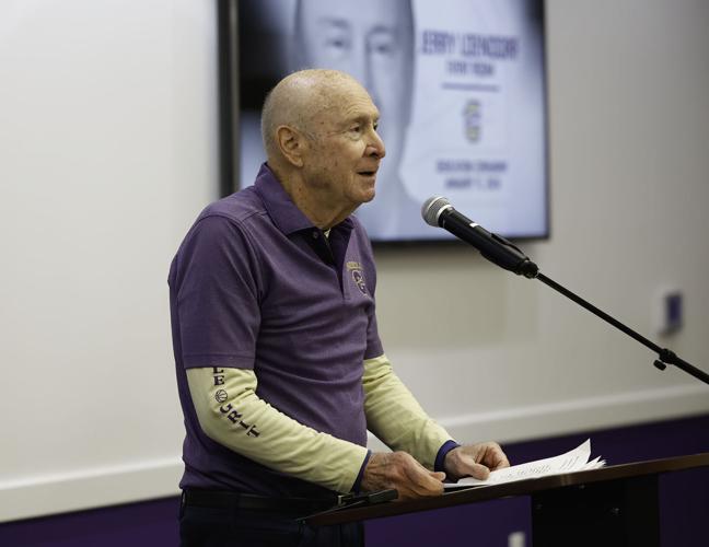 Carroll dedicates event room in honor of Jerry Loendorf