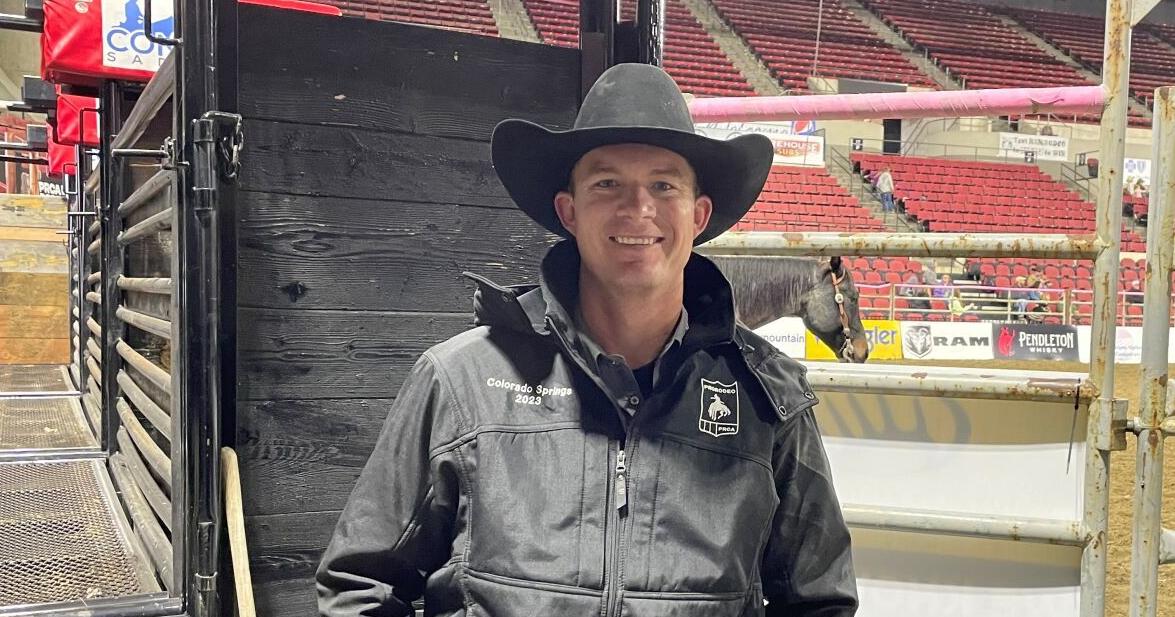 Helena bulldogger Ty Erickson ties for second at NFR Sunday