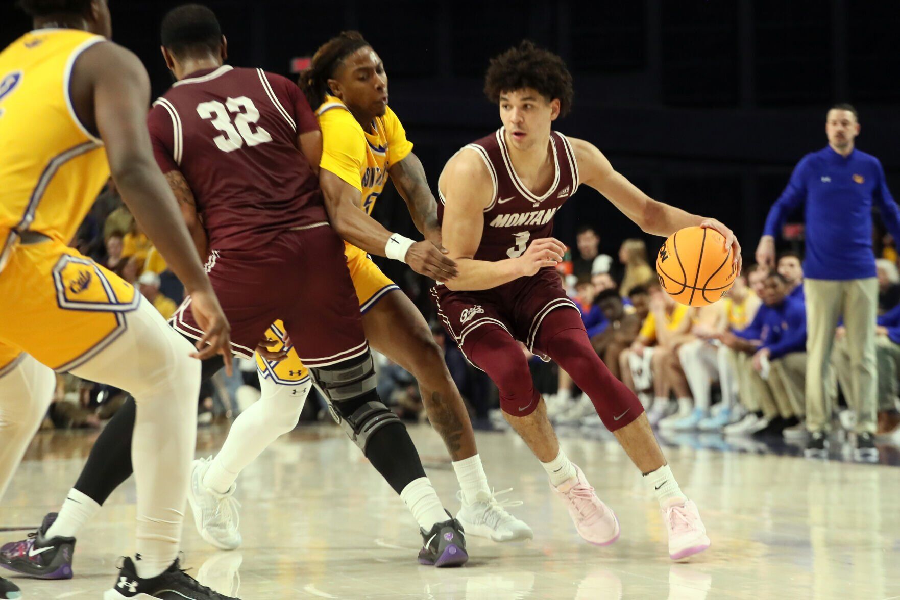 Montana Grizzlies hold off Montana State Bobcats to give Travis DeCuire ...