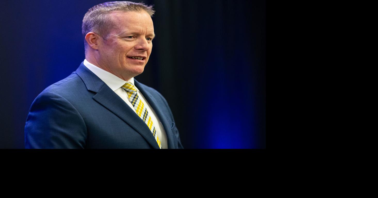 New Montana State head coach Brent Vigen signs four-year contract