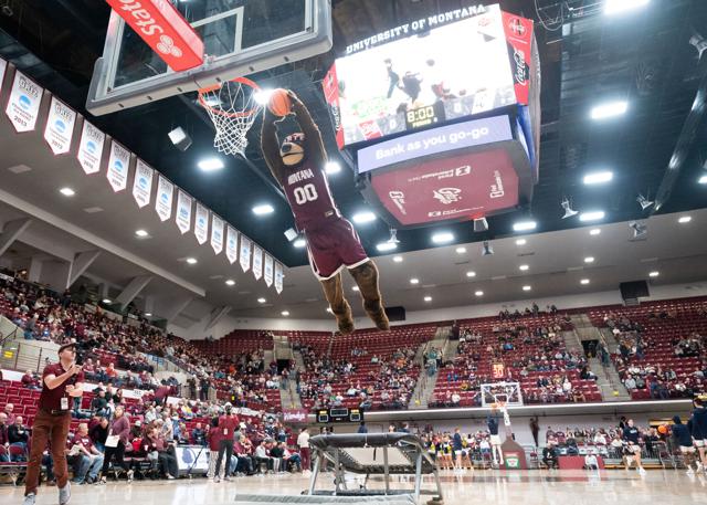 Monte, Montana Griz mascot, inducted in Mascot Hall of Fame