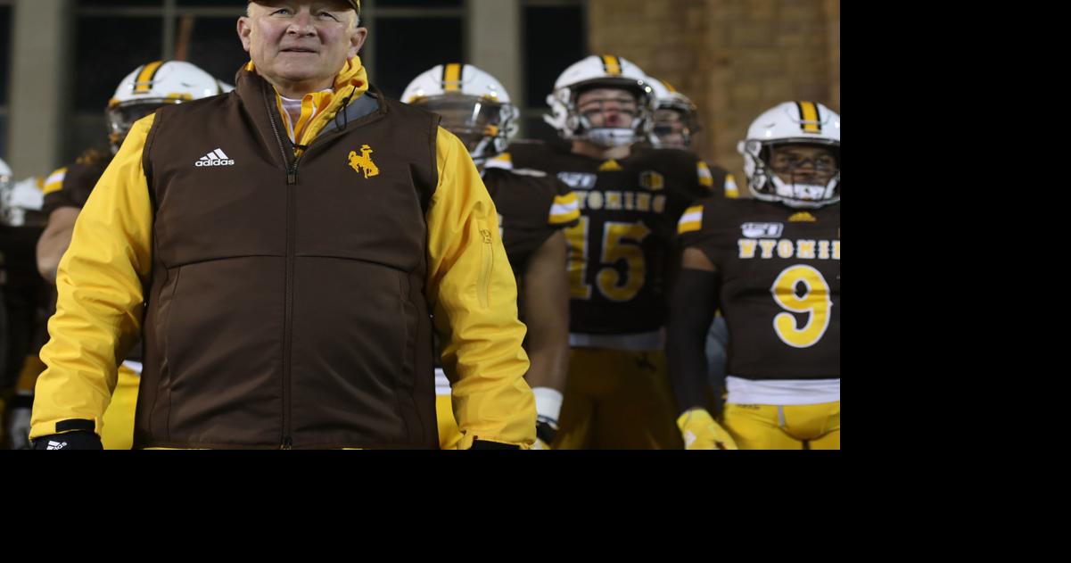 Craig Bohl to retire as Wyoming Cowboys head football coach